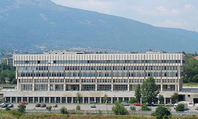 Наплив: Петима се борят за едно място в Академията на МВР - В медиите ...